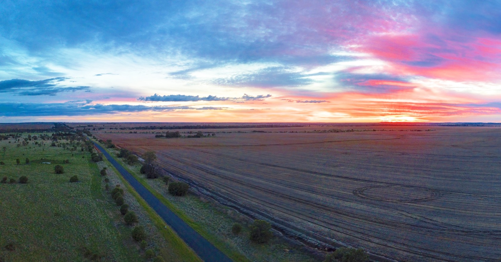 Hannaford – Sunset Way